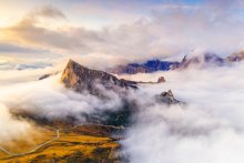 Macro outlook – The clouds around the inflation peak | AXA IM UK